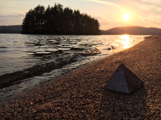 Karjalan Pyramidi / Pyramid of Karelia — Karhun Talo