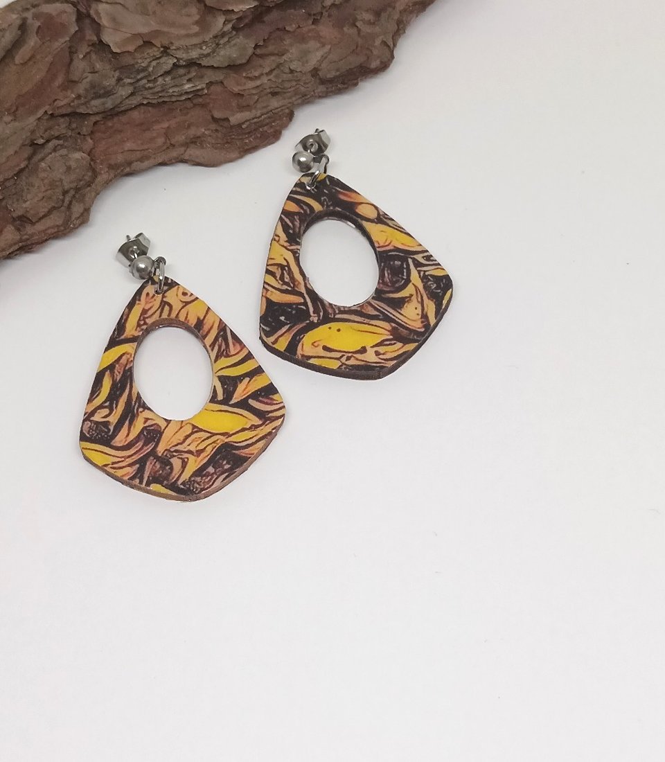 Honey flame korvakorut — Routamaa Art & Jewelry